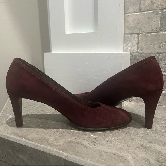 Agl | Shoes | Attilio Giusti Leombruni Agl Burgundy Suede Shoe Size 38 ...